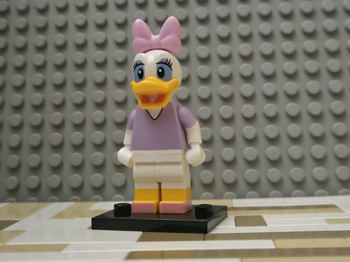 LEGO Daisy Duck Minifigure - 71012 DISNEY Collectible Series 1 CMF ...