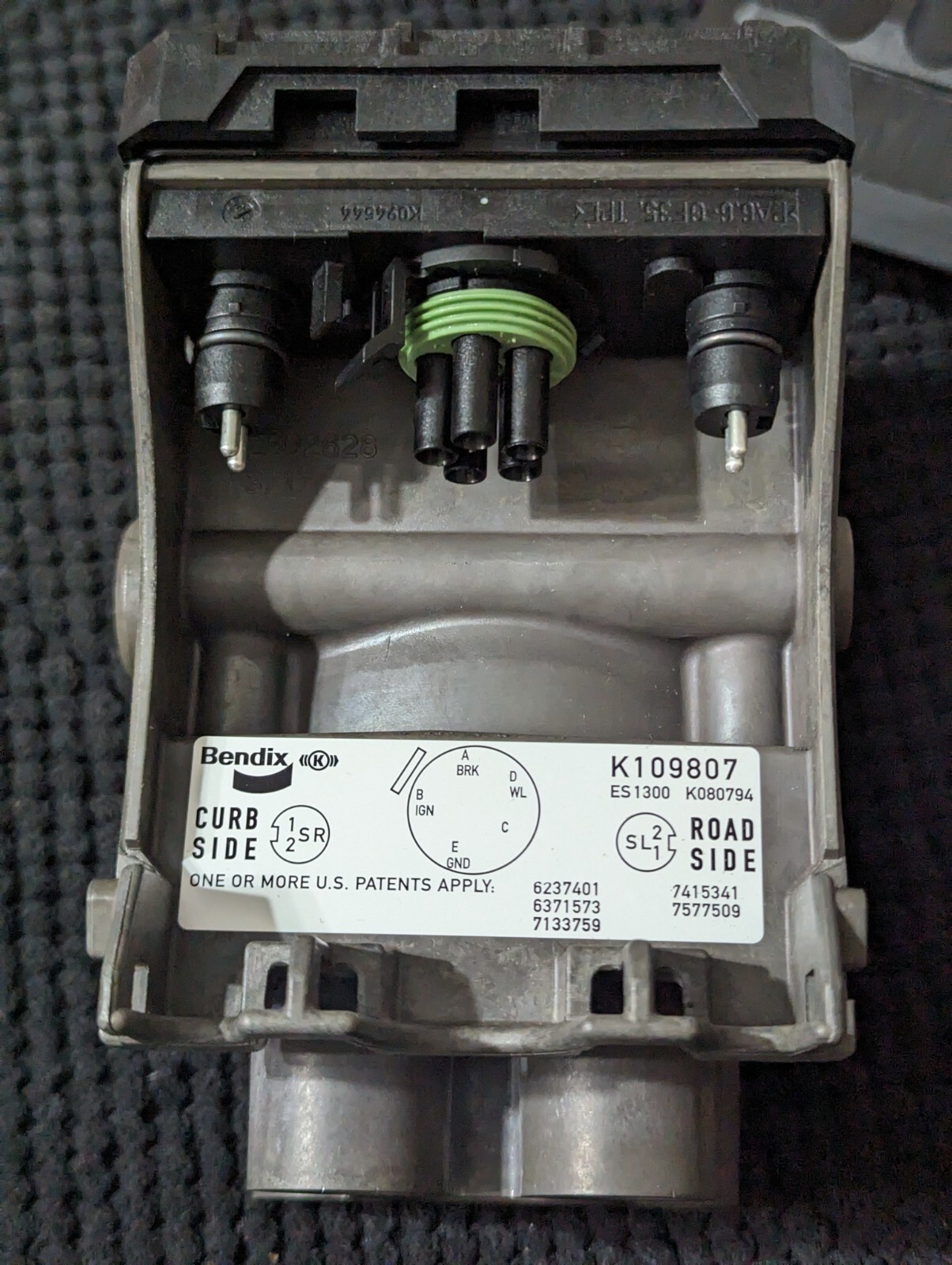 Genuine Bendix K109808 K109807 Tabs6 Standard Trailer ABS Module for ...