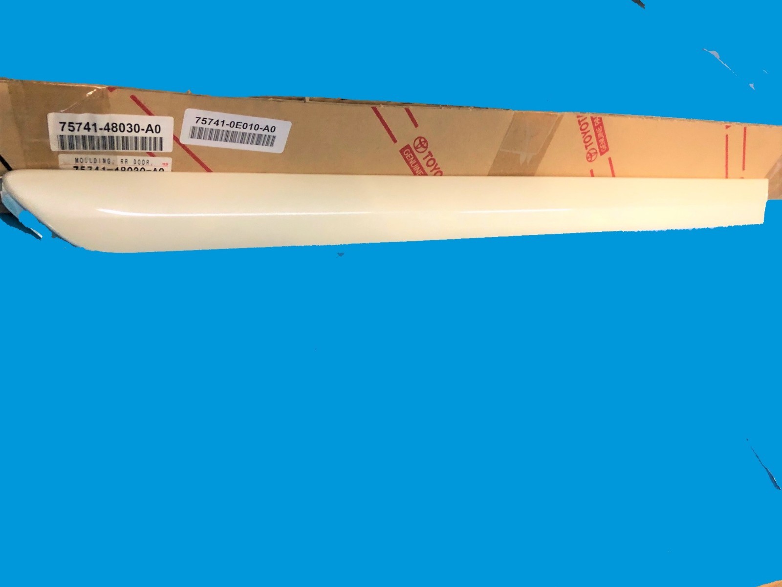 Genuine Rx330,Rx350 Rear Rightside Door Exterior Moulding (White) 75741 ...