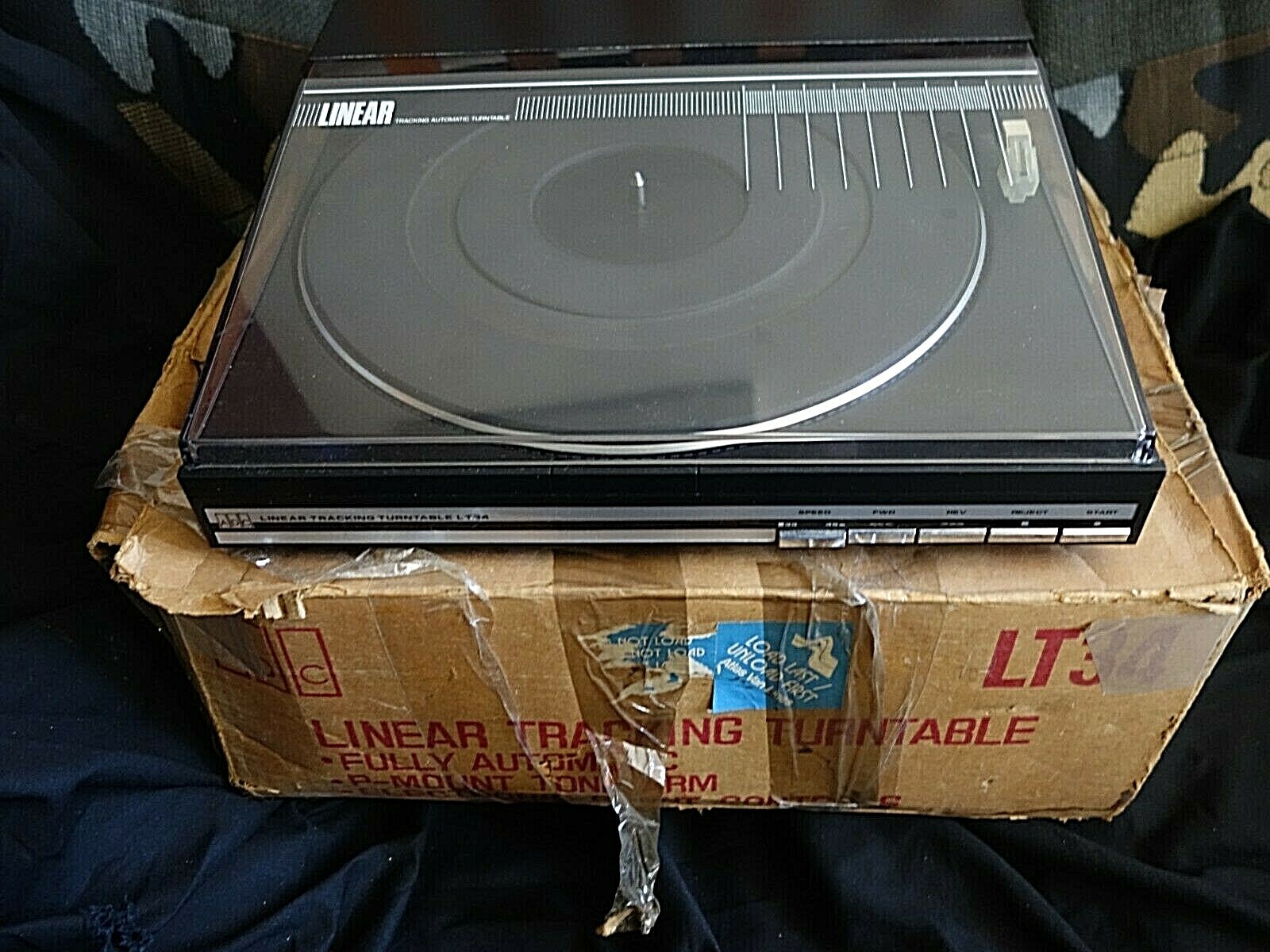 VINTAGE ADC LT-34 LINEAR TRACKING TURNTABLE W ORIGINAL BOX & AT AT-250 ...