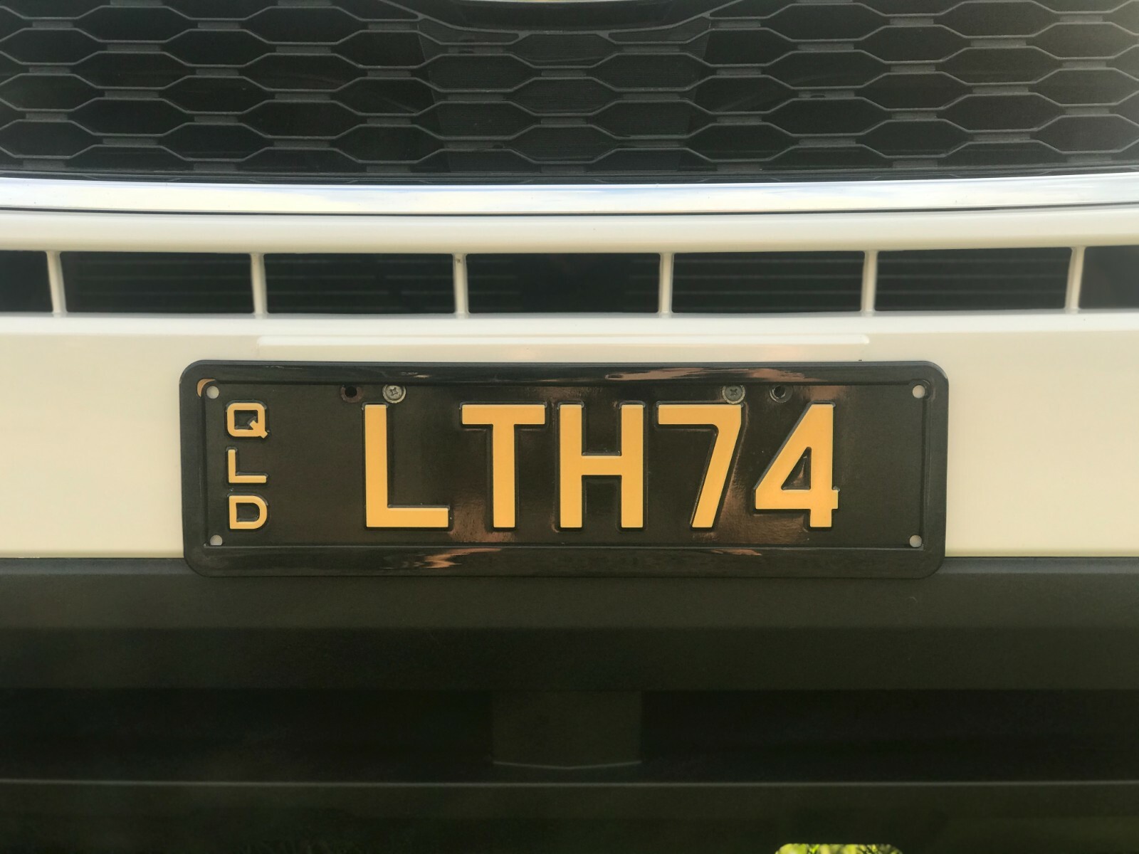 QLD Slimline Number Plate Surrounds Frames Black Set Front & Rear 372mm ...