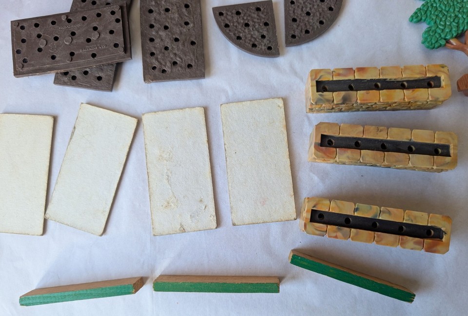 Britain's Floral Garden Bundle - Flowers Paving Planters Brick Edging ...