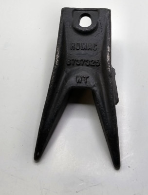 Romac Twin Tiger Bucket Teeth Black 6737325 WT fits Bobcal | eBay