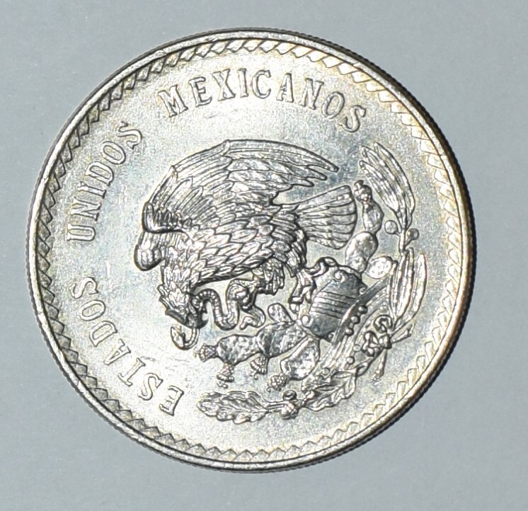 1947 MEXICO Aztec Chieftain CUAUHTEMOC Eagle Silver Coin Cino 5 Pesos ...