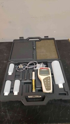 Oakton Kit, Con, 110, Meter/Probe/Case 35607-85 (SKU: 4462AA)(4462AA ...