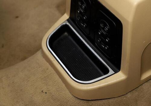 Box Frame Rear Water Cup Storage Silver Alloy For Freelander 2 LR2 2008 ...