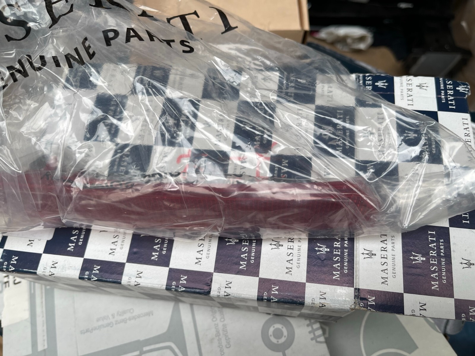 Maserati 675000322 LH Reflector - fits Ghibli - Genuine OEM Part for ...