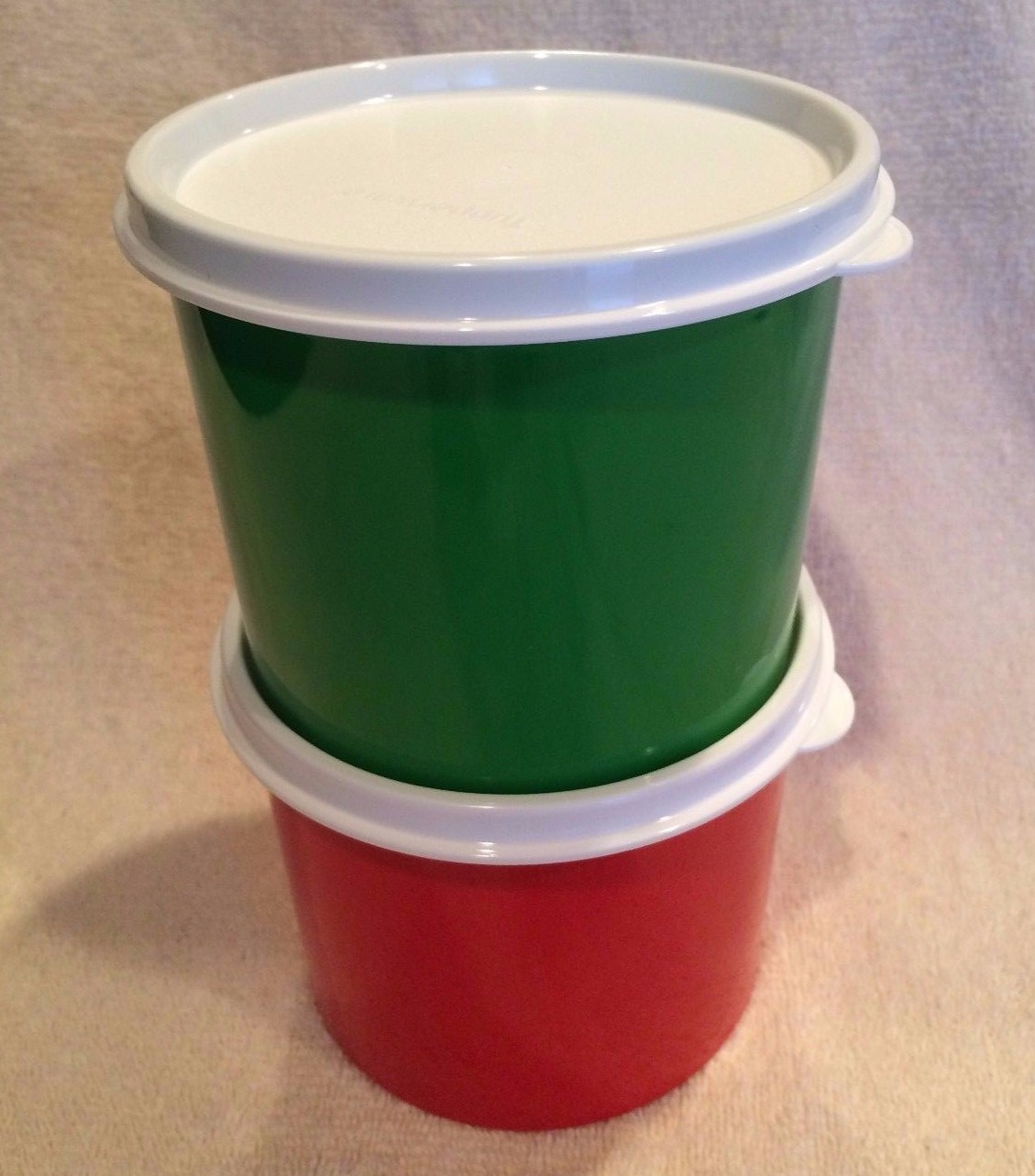 Tupperware MINI CANISTERS (2) ~ Christmas Red Green ~ Snacks ~ 2 Cups ...