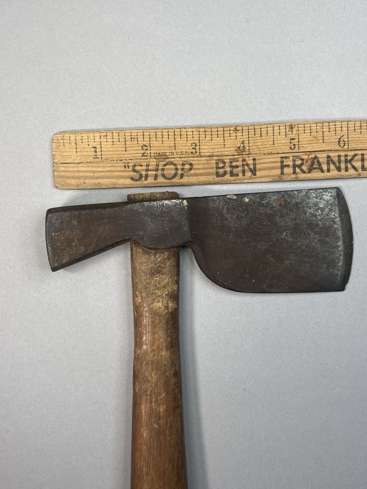 True Temper Genuine Underhill No. 60 ? Lathing/Roofing Hatchet Vintage ...