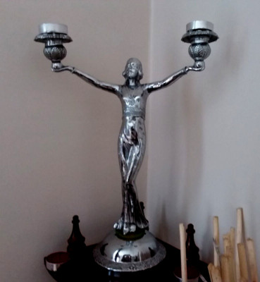 Art Deco - Chrome Lady