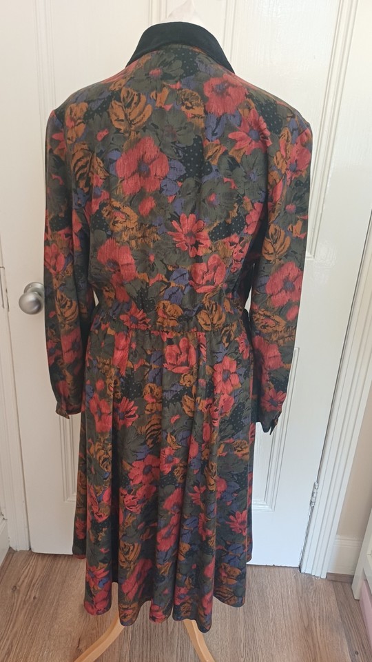 Carmelle Vintage Autumn Floral Tea Dress UK 12 Wrap Front Velvet Collar ...