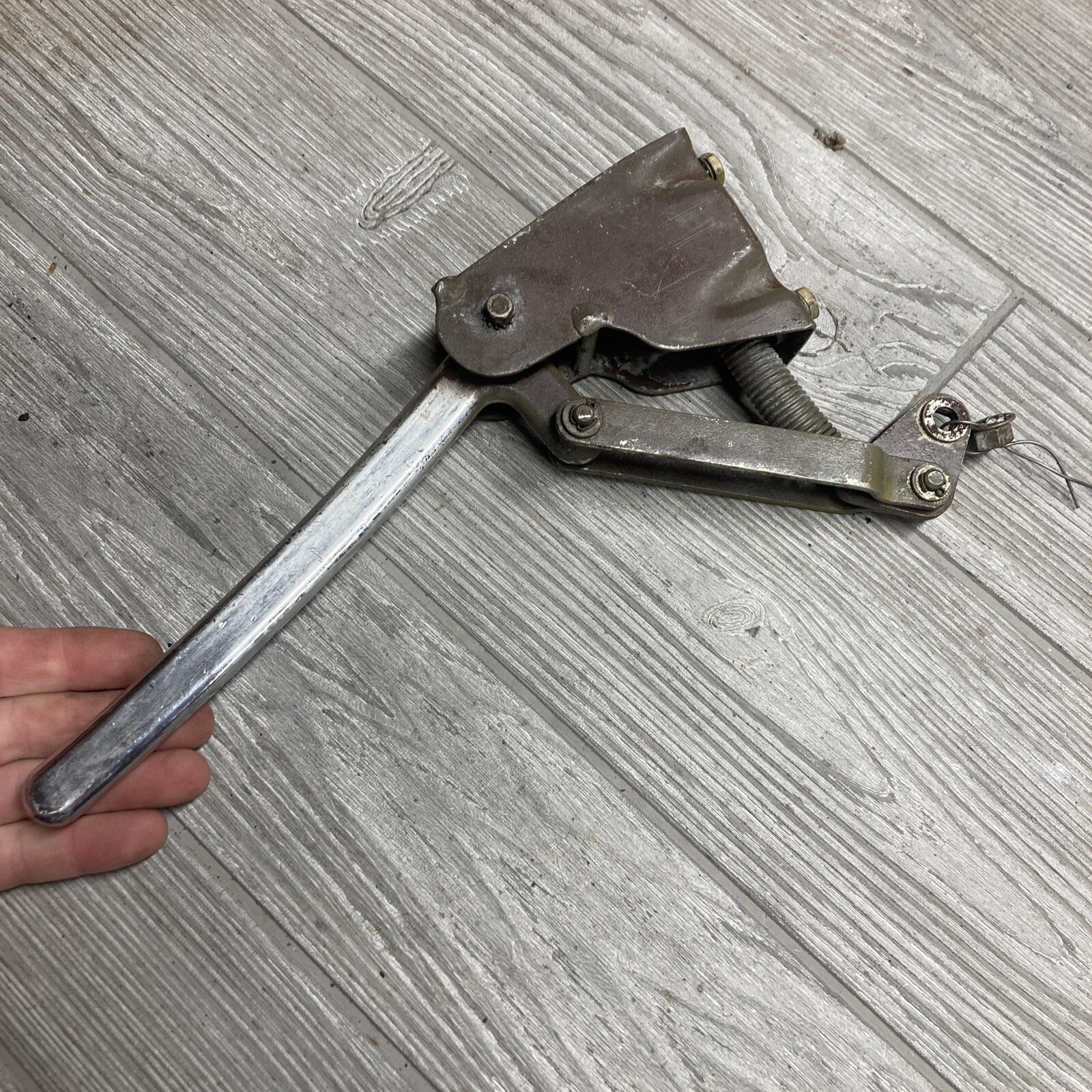 Hood Bonnet Latch Spring Lock Mechanism Volvo P1800 1800 1800s 1800e ...