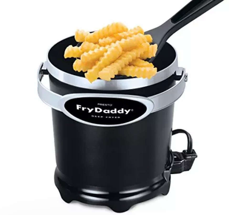 Presto Fry Daddy 05420 Electric Deep Fryer w/ Lid & Fry Scoop Nonstick ...
