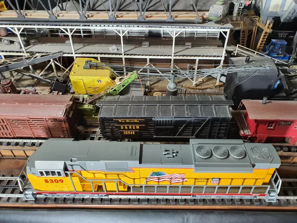 O Scale Union Pacific Colors With a Flag SD70ACe Diesel Engine by ...
