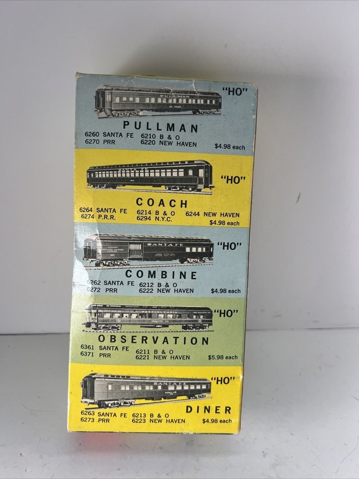 AHM Accessories for Your HO Scale Model Trains Assorted RR & Traffic ...