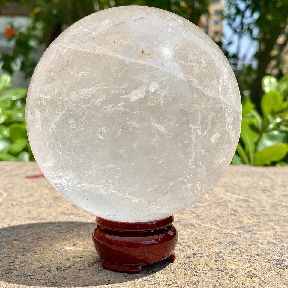 2.65LB Transparent quartz melting ball - used for healing mineral ...