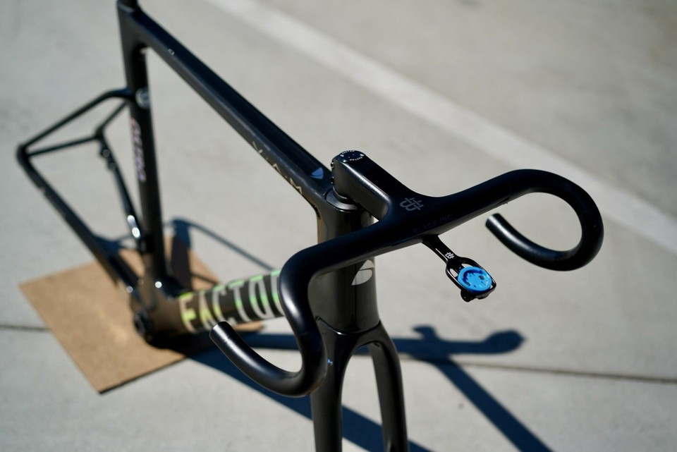 Factor Ostro VAM 56cm Carbon Road Bicycle Frameset With Barstem ...