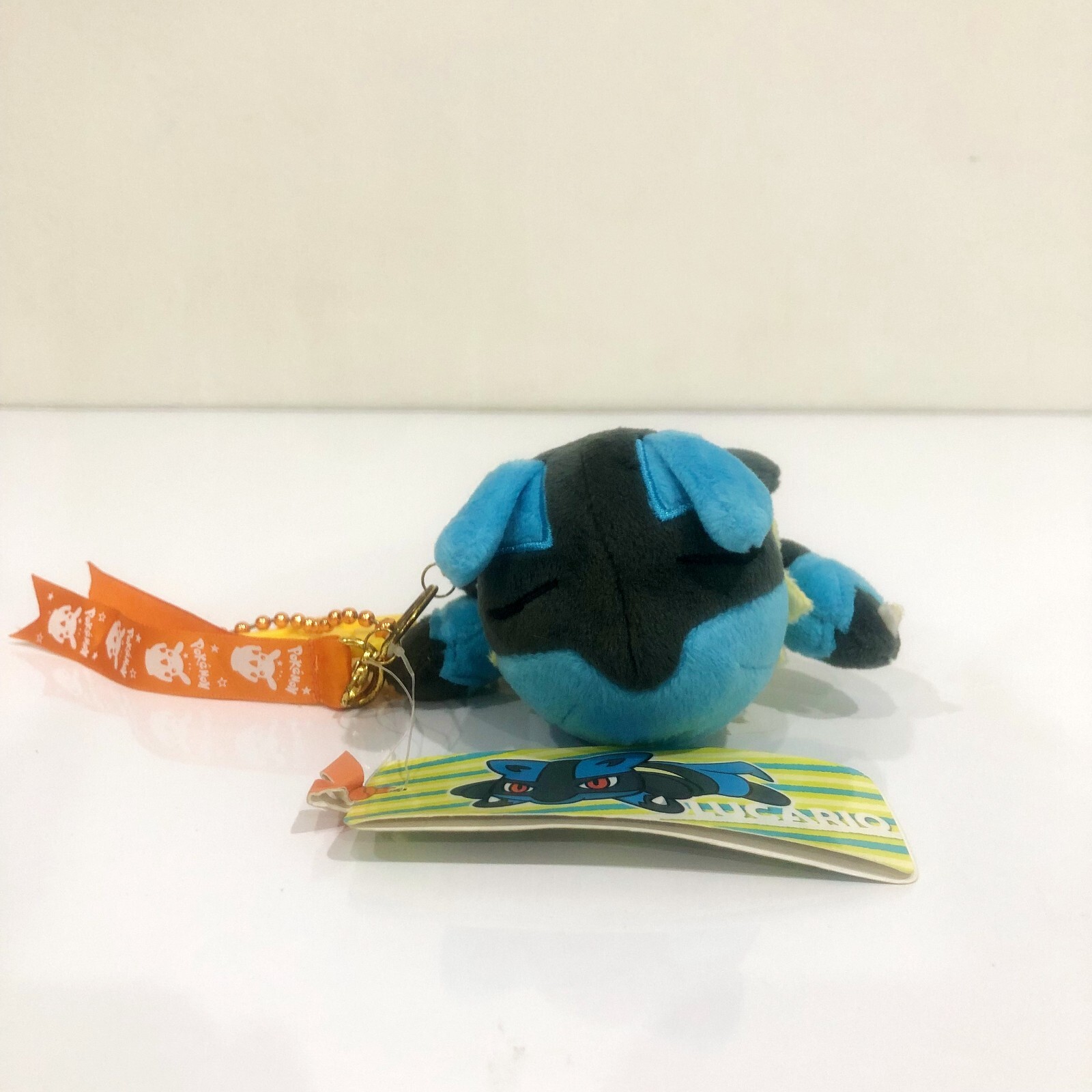 2015 Pokémon Center Kuttari Sleeping Lucario keychain beanie plush 19cm ...