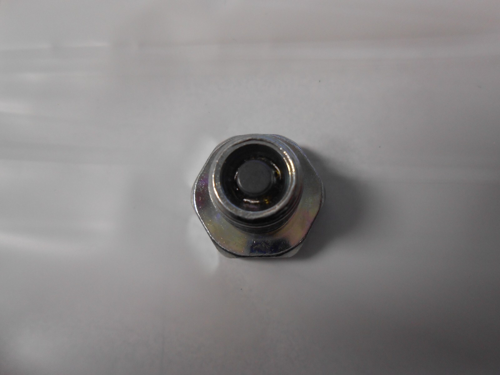 NOS Suzuki OEM Plug 68-70 TM250 98-99 VL1500 81 & 83 GS650 09247-14002 ...