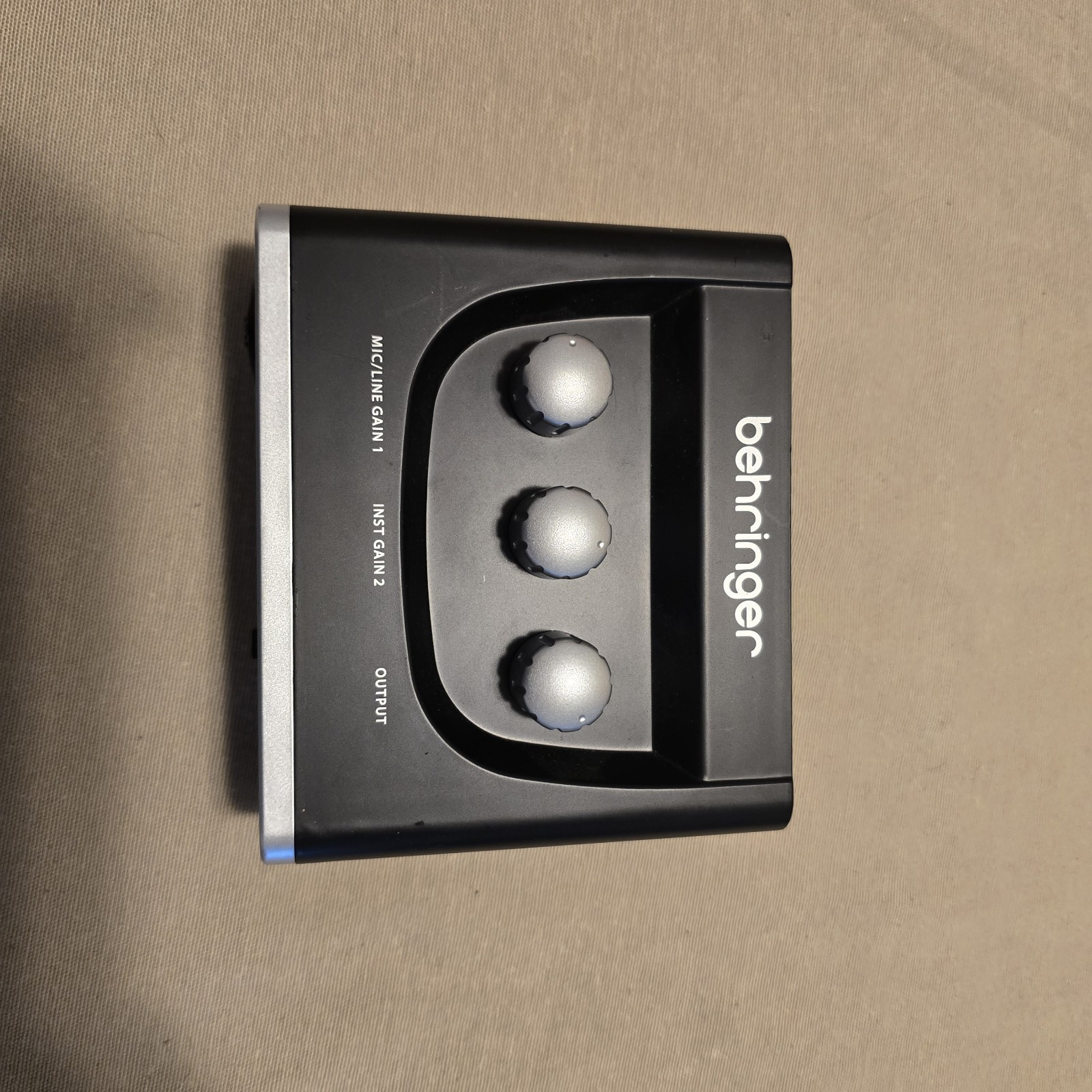 Behringer U-PHORIA UM2 Single Channel Audio Interface - Black | eBay