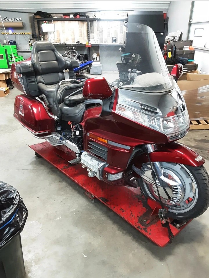 1998 98 88-00 Honda Goldwing GL1500 Aspencade Left Honker Beeper ...