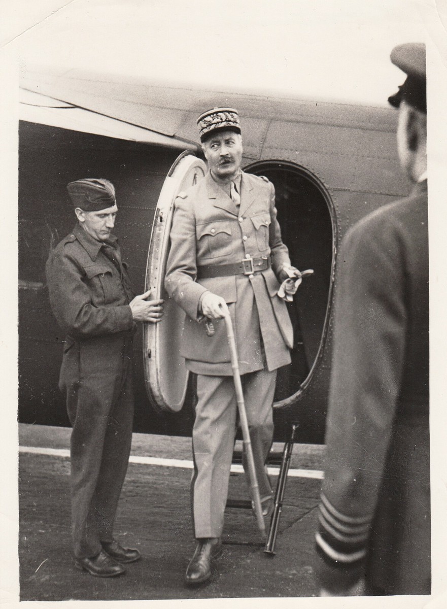 French General Wallpaper