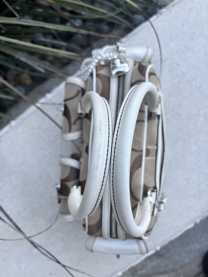 Vintage Coach Signature Gallery Satchel - 6231 - cream and brown - 2005 ...