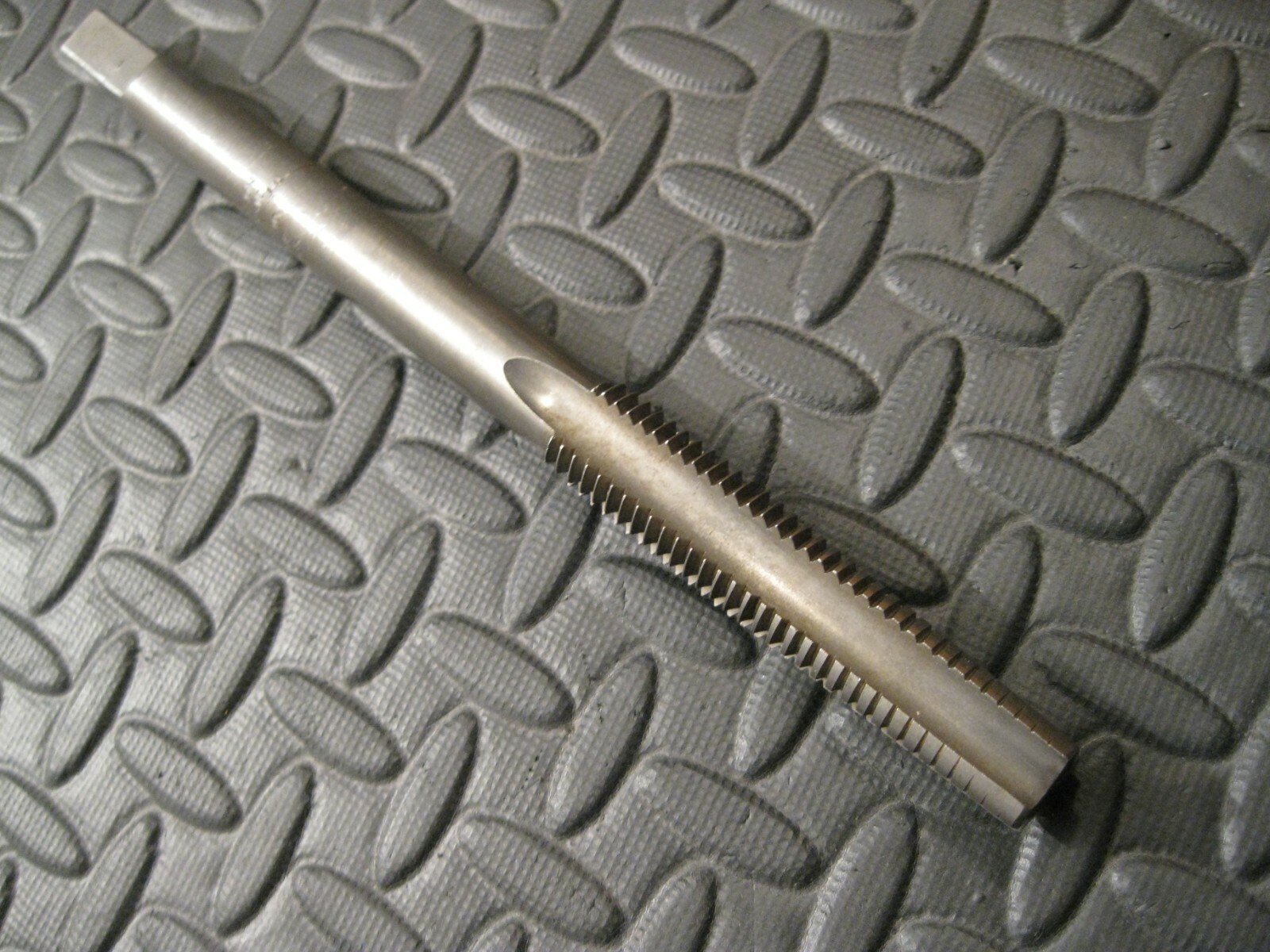 3/4-10 NC Nut Tap, 9", 4 Flute, HSS, 2NSTC, Hanson | eBay