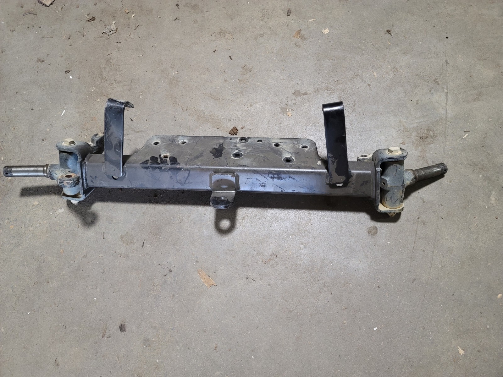 2001+ E-Z-GO TXT Golf Cart Front Axle Weldment Part With Spindles ...