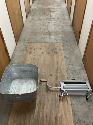 Large Clamp On Clothing Wringer And Bucket | eBay