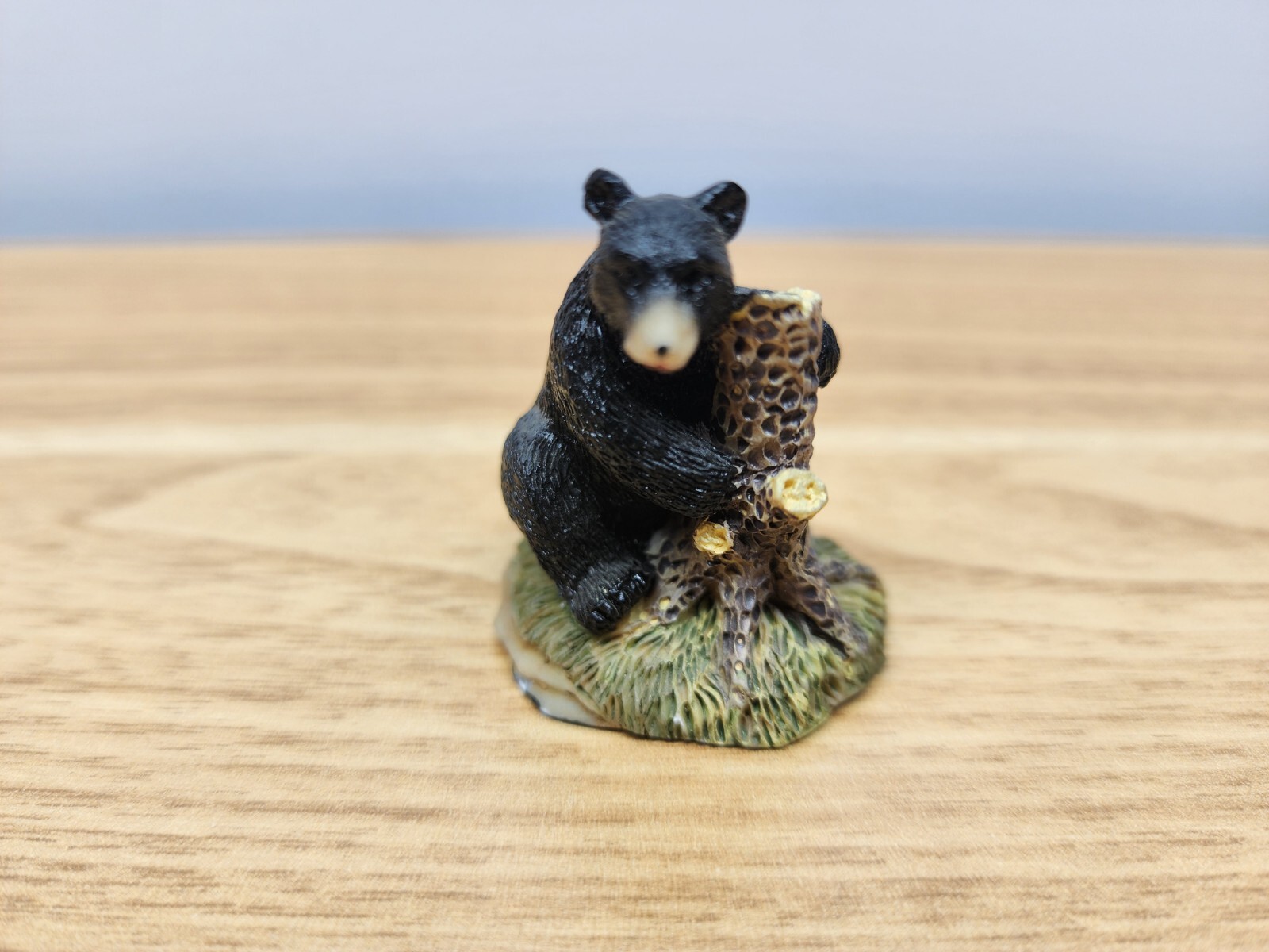 Vintage Miniature Black Bear Figurine Realistic Resin Bear 1" 3/4in ...