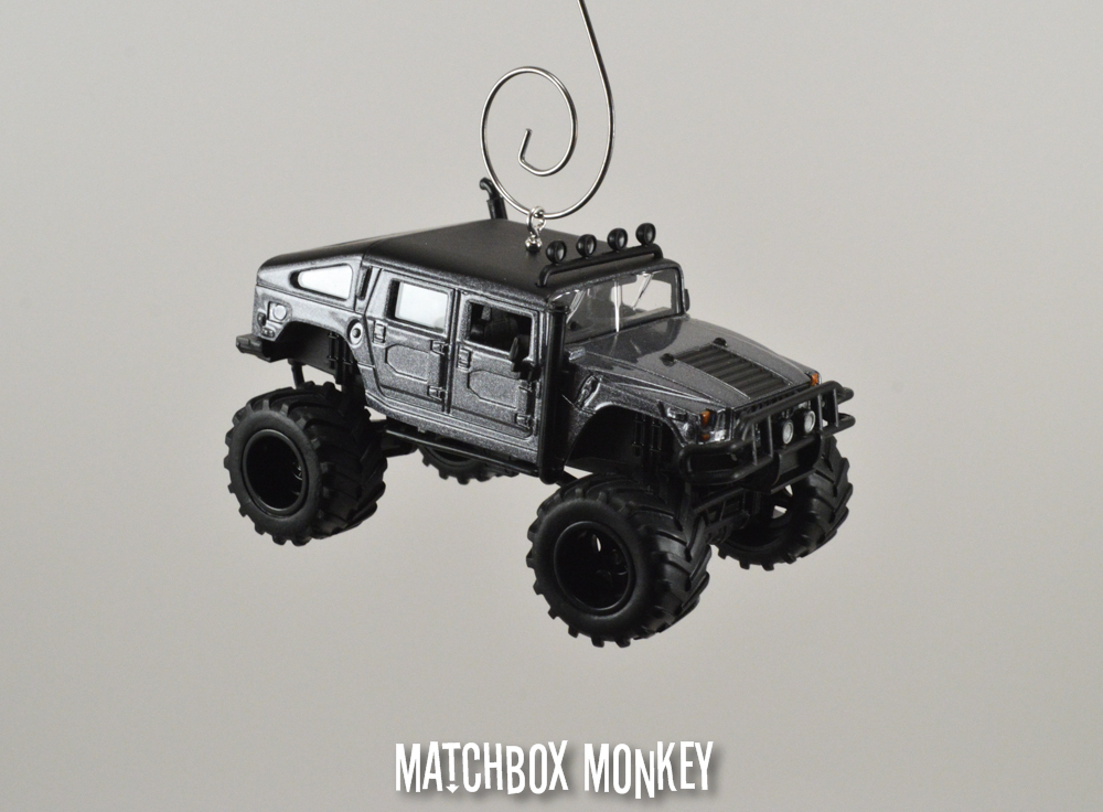 2006 Hummer H1 SUV Truck 4x4 1/64 Custom Christmas Ornament Emblem SUT ...