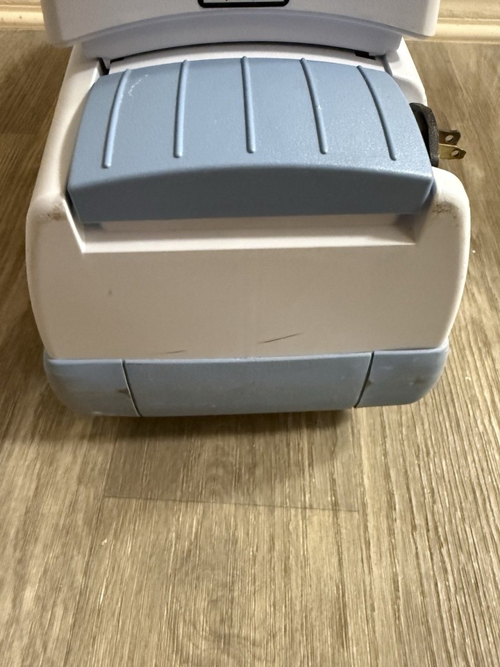 Aerus Lux Guardian C154E Vacuum Cleaner Electrolux & Attachments - Read ...