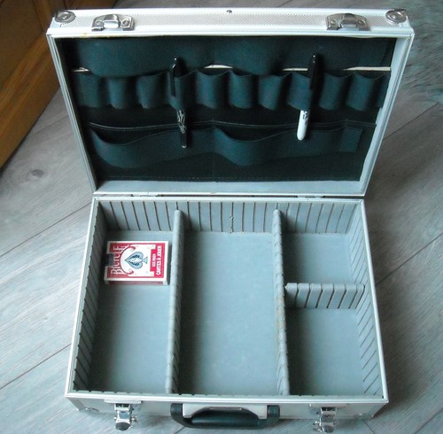 magic tricks Close-up aluminium case with free cards and pens. | eBay UK