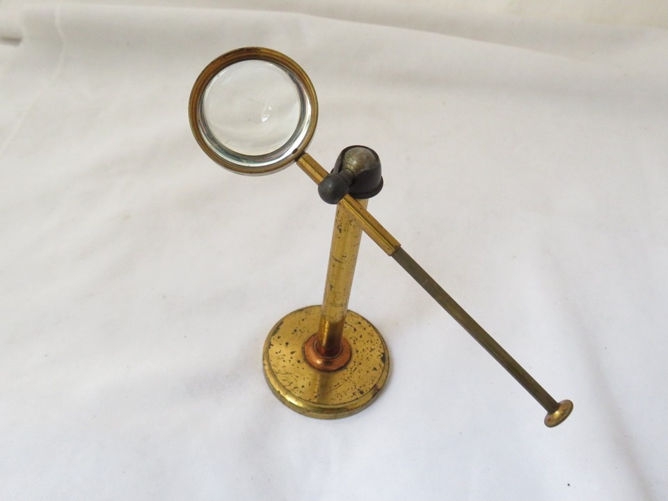 ANTIQUE BRASS SPECIMEN MICROSCOPE -GLASS BULLS EYE LENS - PIVOTING ...
