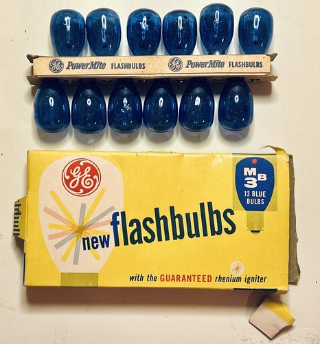 General Electric GE M3B Twelve 12 Blue Rhenium Flashbulbs — Original ...
