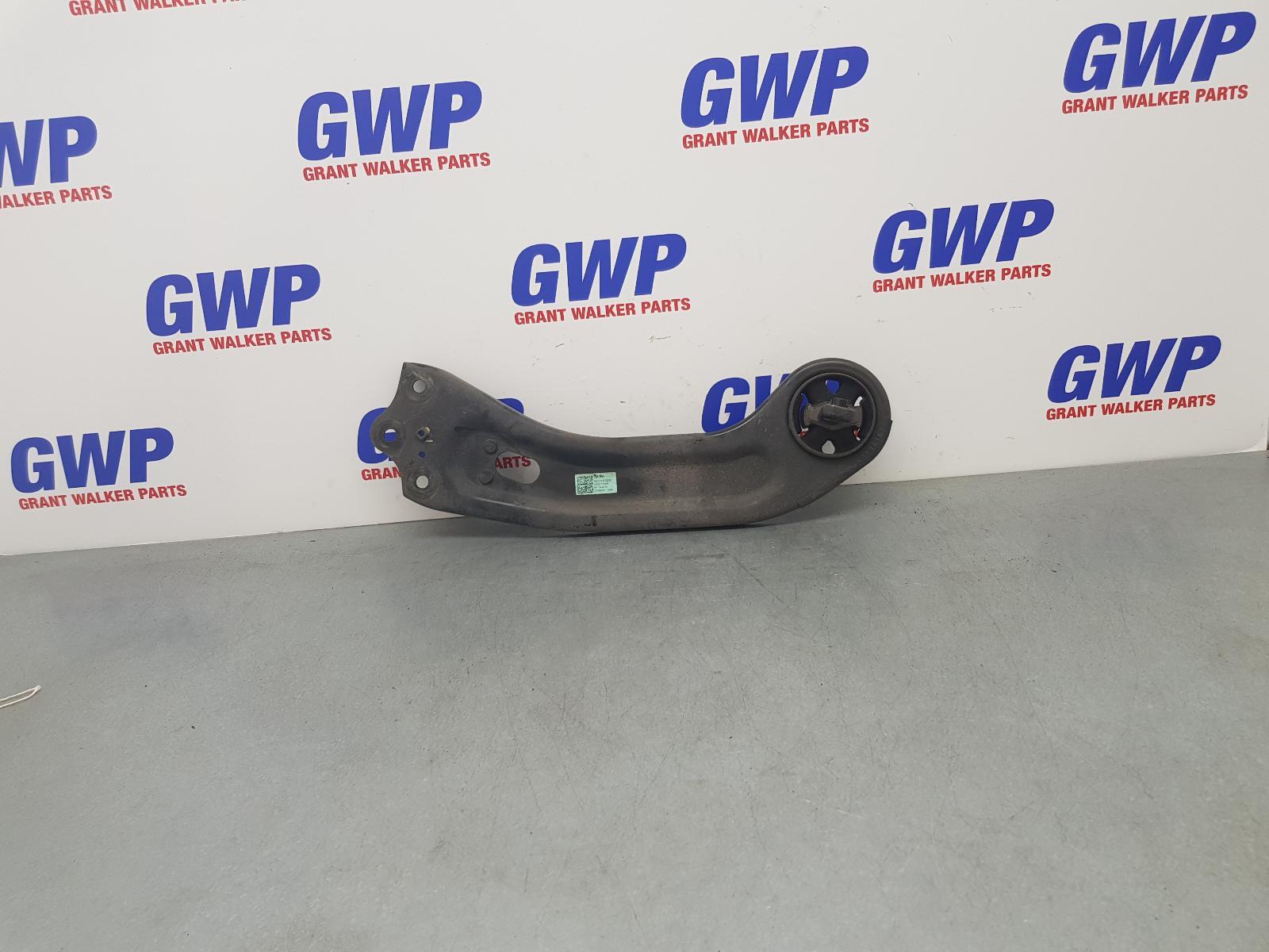 Hyundai Santa Fe Right Rear Trailing Arm, Tm, (03/18-09/20) 55271S1000 ...