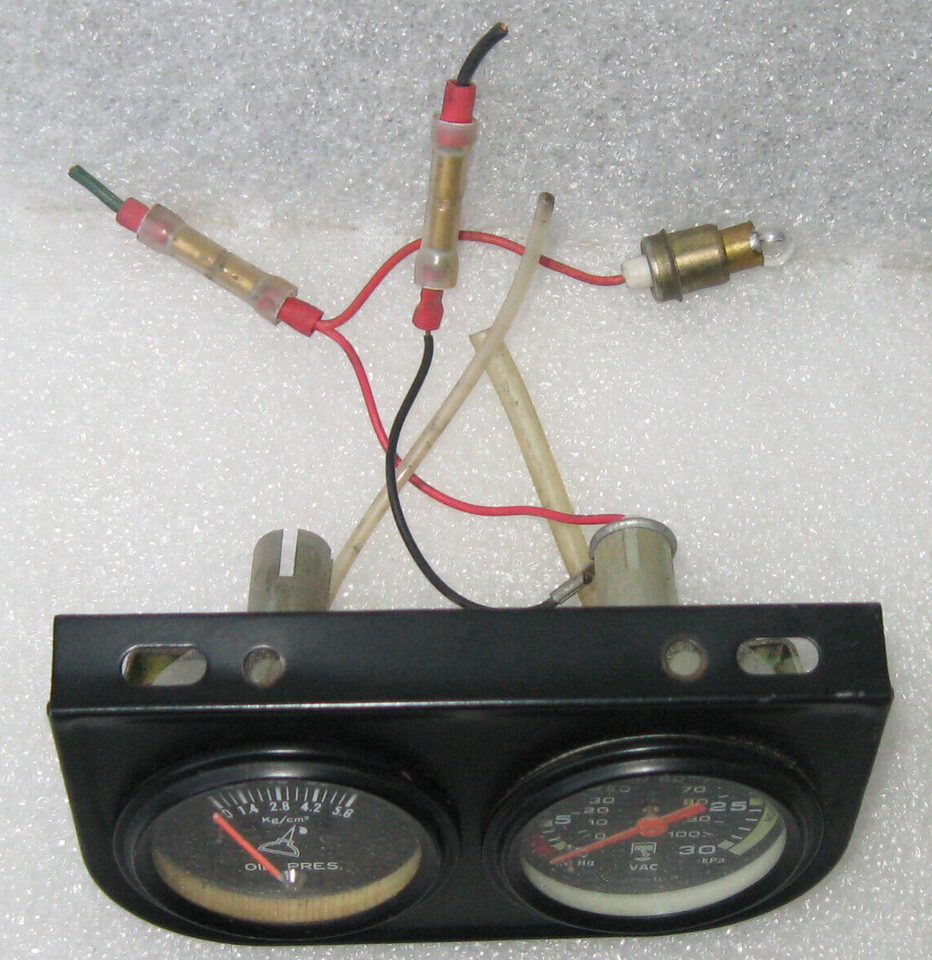 VINTAGE VACUUM OIL GAUGE RAT ROD GASSER HOT ROD RACE CAR TRACTOR BOAT ...