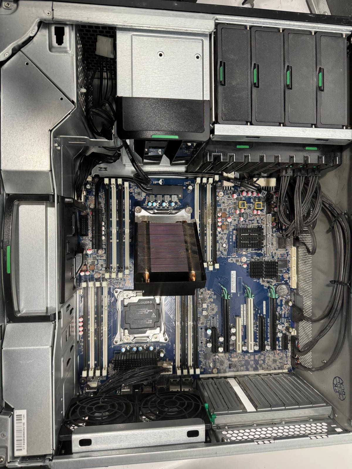 HP Z840 Workstation intel Xeon E5-2640 v4 2.40Ghz 16GB DDR4 NO (HDD,GPU ...