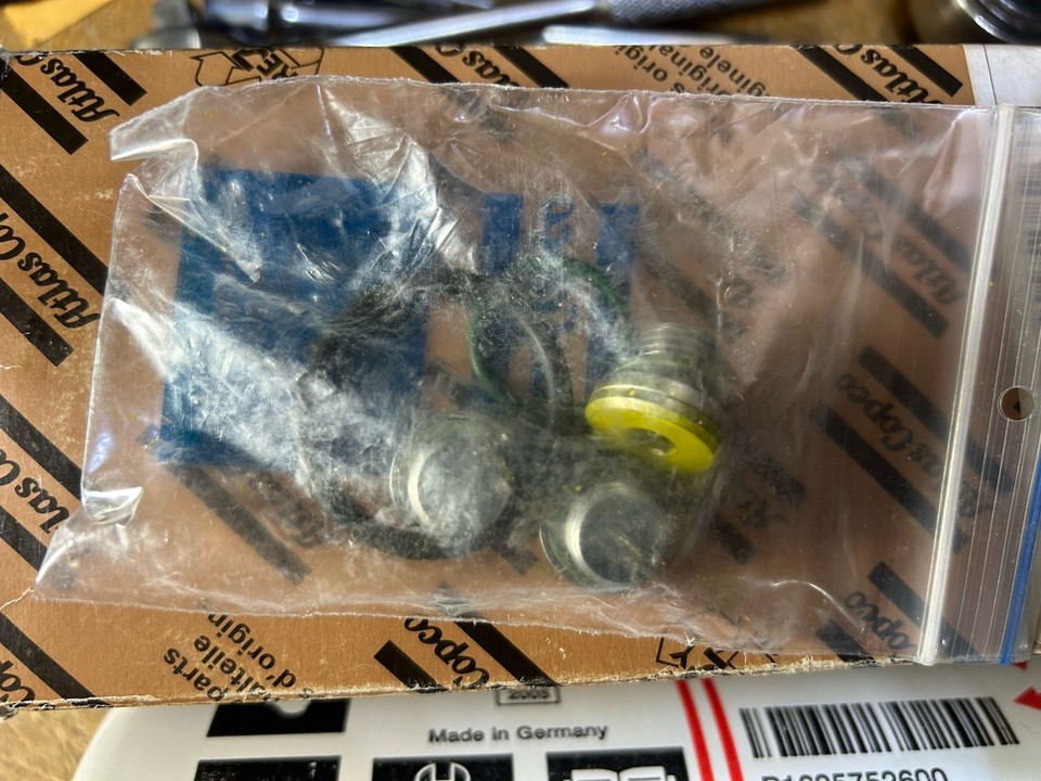 Atlas Copco Kit Filter Oil RXD 3001-1513-02 With Filter 1625752600 ...