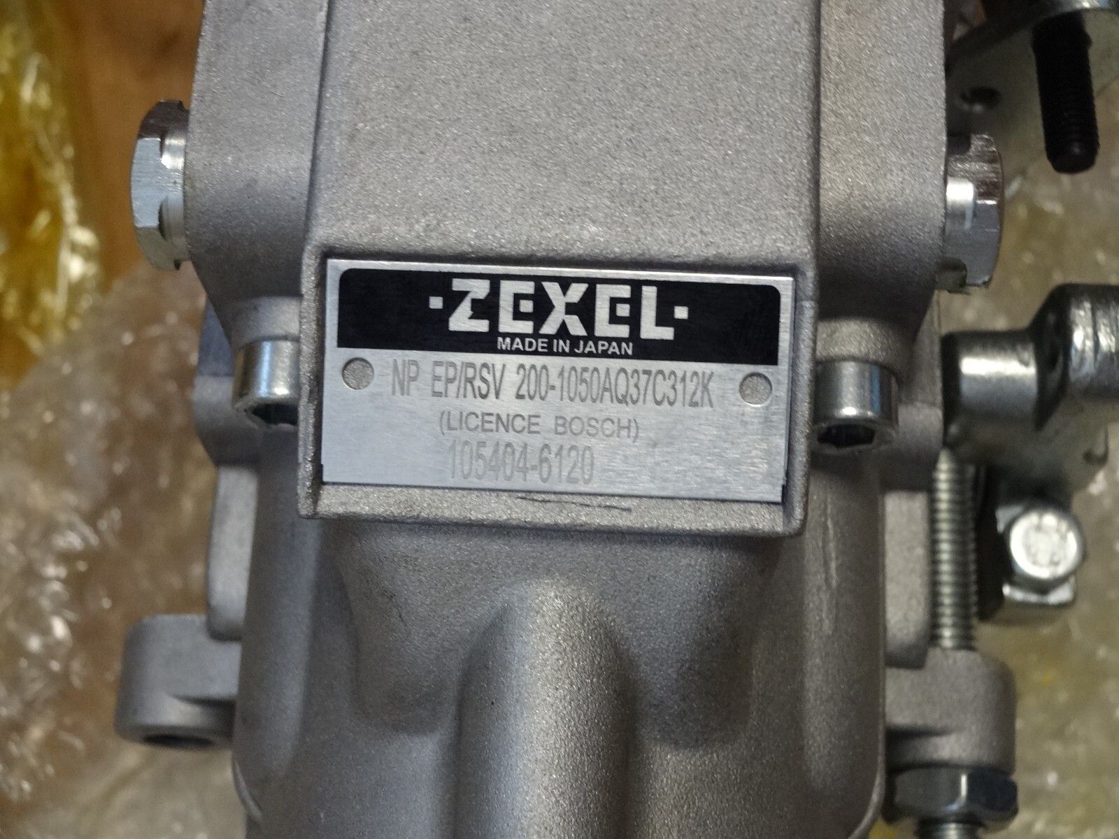 FUEL INJECTION PUMP - Zexel 101062-8550 Isuzu 115610-3500 for 6BG1 ...