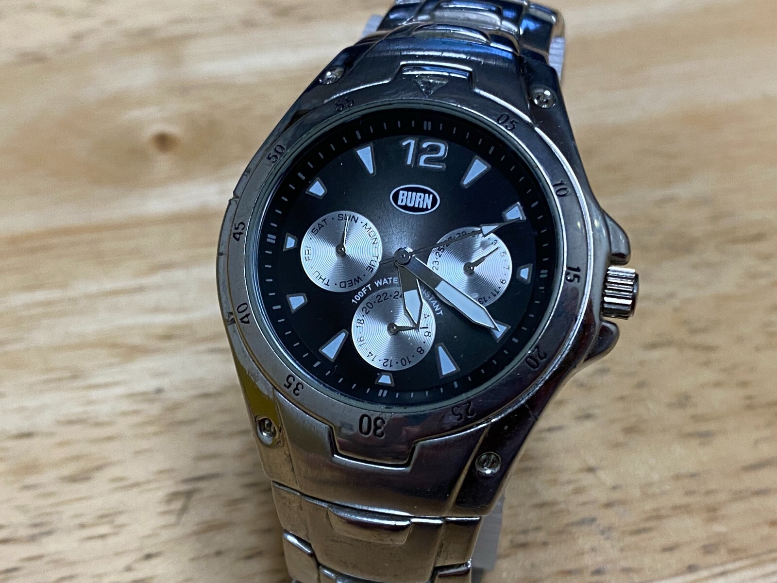 Burn Mens 30m Silver Black Fixed Bezel Analog Quartz Watch~Day Date~New ...