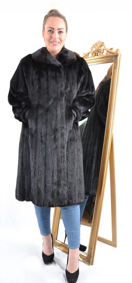 US4824 REAL MINK FUR COAT RANCH MINK FEMALE SKINS SIZE L - NERZMANTEL ...