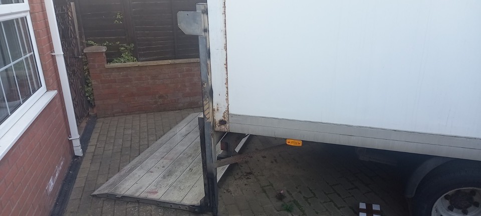 2009 Ford Transit Luton Body LWB & Tail Lift | eBay UK