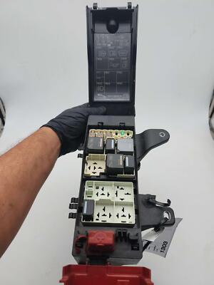17 18 JAGUAR F-PACE Engine Fuse Box 3.0L ID gx7314a076 OEM | eBay