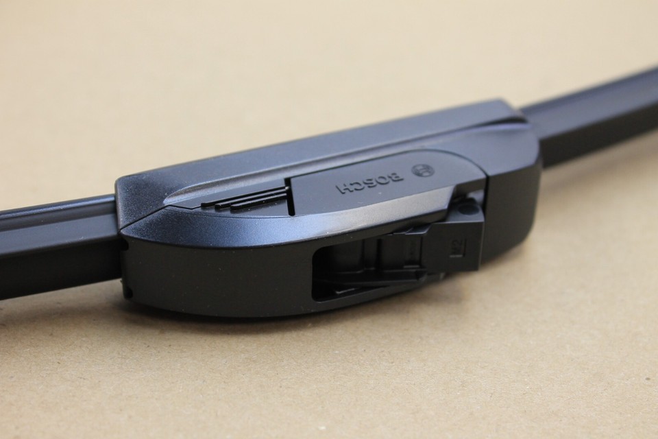 Bosch ICON Wiper Blades 22A17A (Set of 2) Fits Cobalt G5 Sunfire Sentra ...