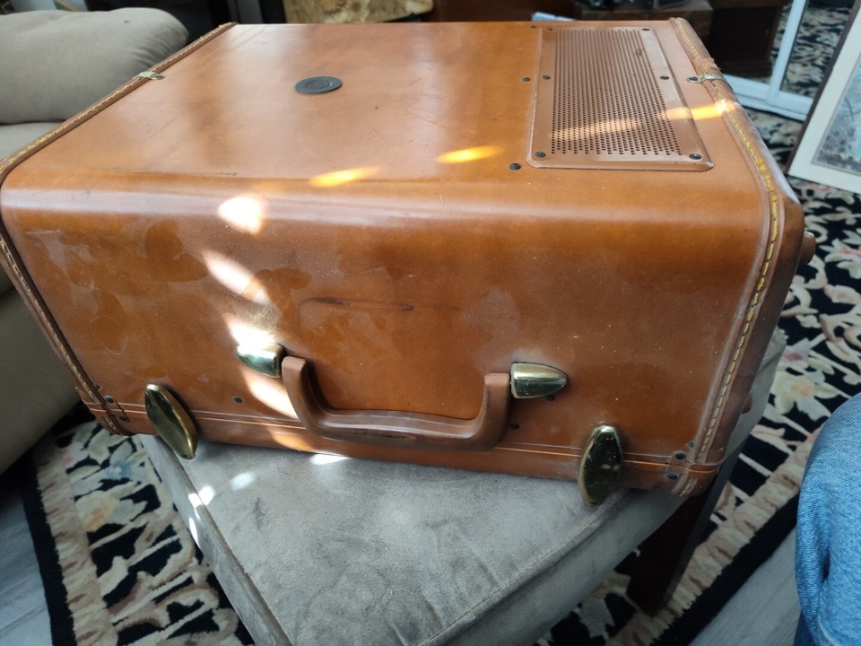 Vintage Ampex 620 Power Amplifier Built Into A Suitcase/Carrying Case ...