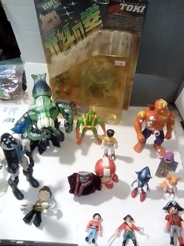 Vintage lot of Video & Animated figures from Stargate to Sonic to ...
