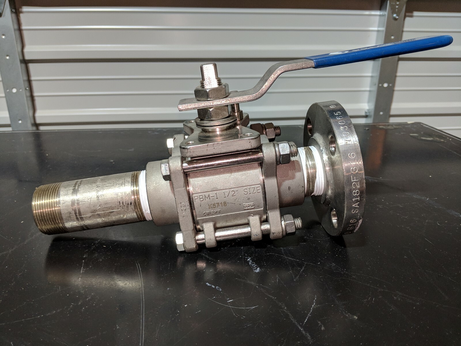 PBM SPC-G5Q-G 1-1/2" THREADED SS BALL VALVE w/ FLANGE CONNECTION TO ...