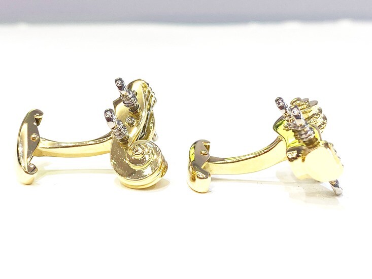 18KW-Yellow Gold Deakin & Francis Set of Violin/Chelo Head Cufflinks ...